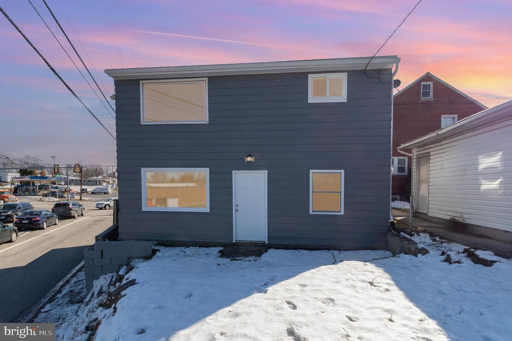 417 E Main St, Shiremanstown, PA 17011 - See Est. Value, Schools & More