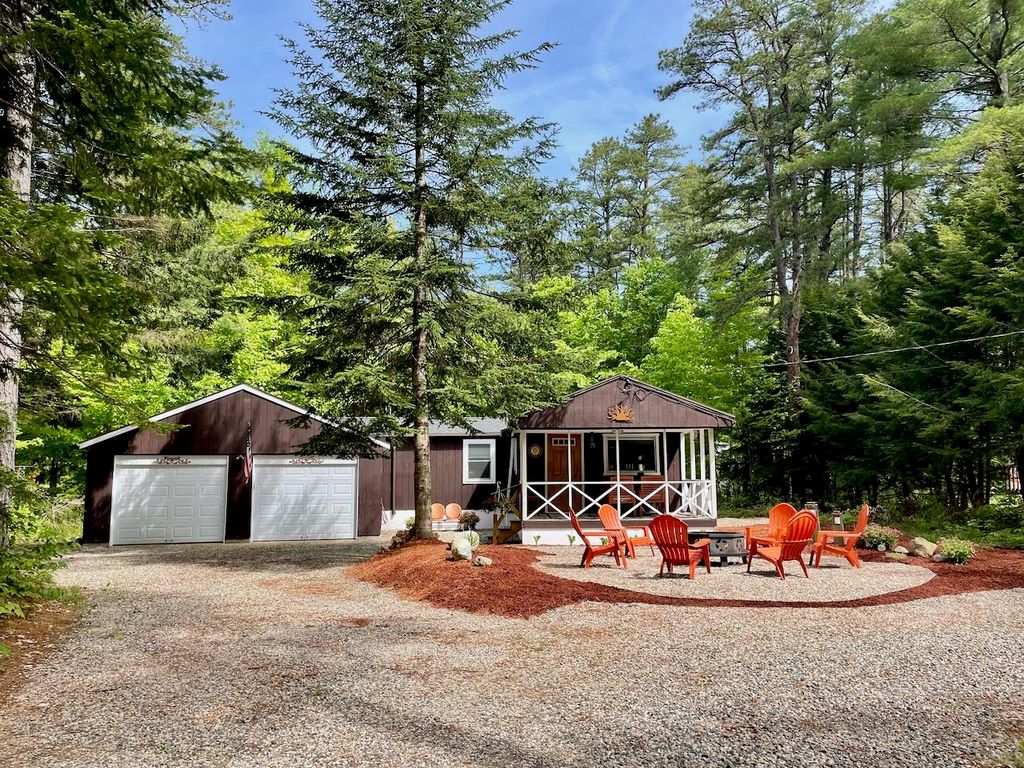 40 Margo Lane, Chocorua, NH 03817 - See Est. Value, Schools & More