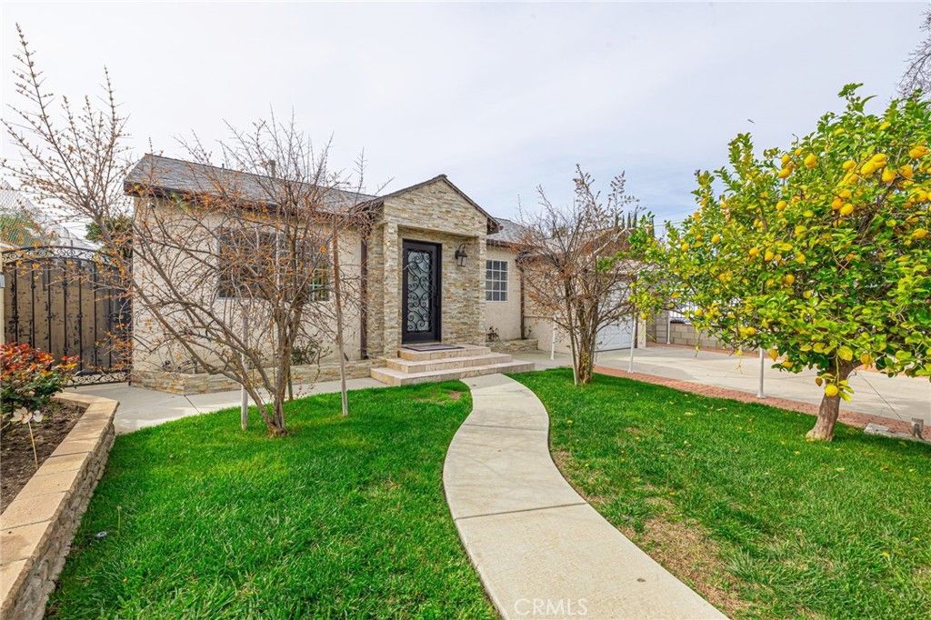 18754 Covello St, Reseda, CA 91335 | MLS# SR24049058 | Trulia
