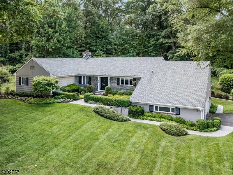 46 Devon Rd, Essex Fells, NJ 07021 - See Est. Value, Schools & More
