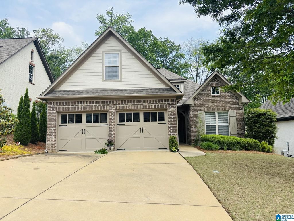 827 Bainbridge Way, Birmingham, AL 35210 - See Est. Value, Schools & More