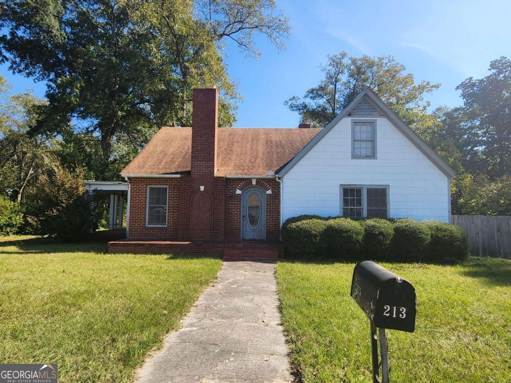 213 Fair St, Baxley, GA 31513 | Trulia