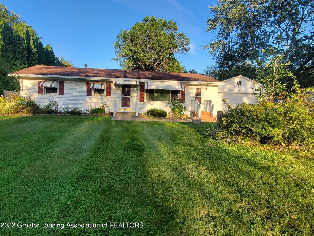 6898 Maynard Rd, Portland, MI 48875 - See Est. Value, Schools & More