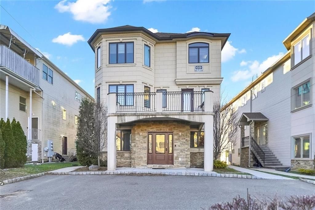 69 Decatur Avenue UNIT 201, Spring Valley, NY 10977 | Trulia