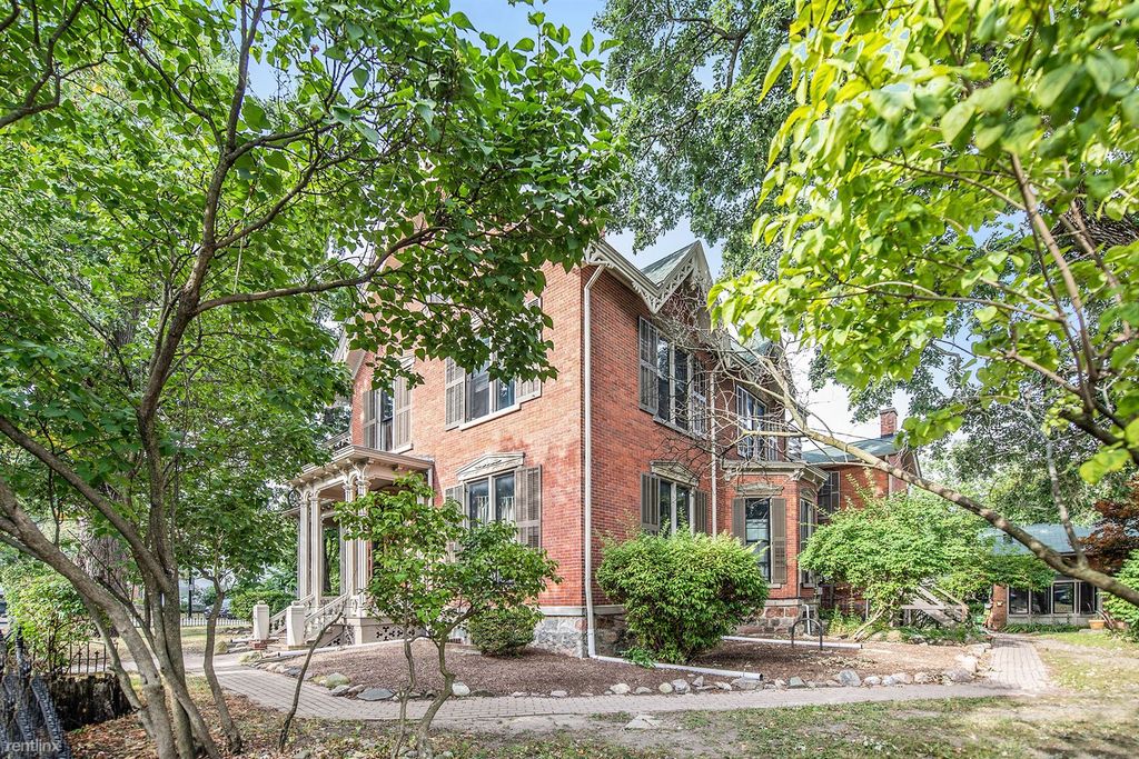 205 N Division St #4, Ann Arbor, MI 48104 | Trulia