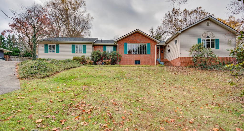 1409 Dobyns Dr, Kingsport, TN 37664 | Trulia