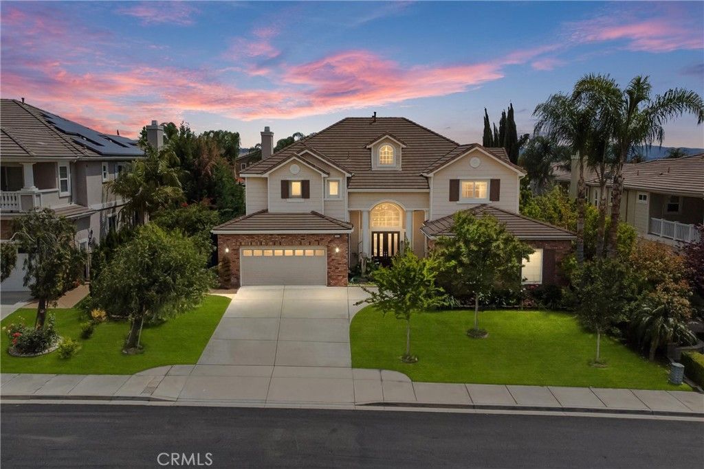 30569 McLean St, Highland, CA 92346 - See Est. Value, Schools & More