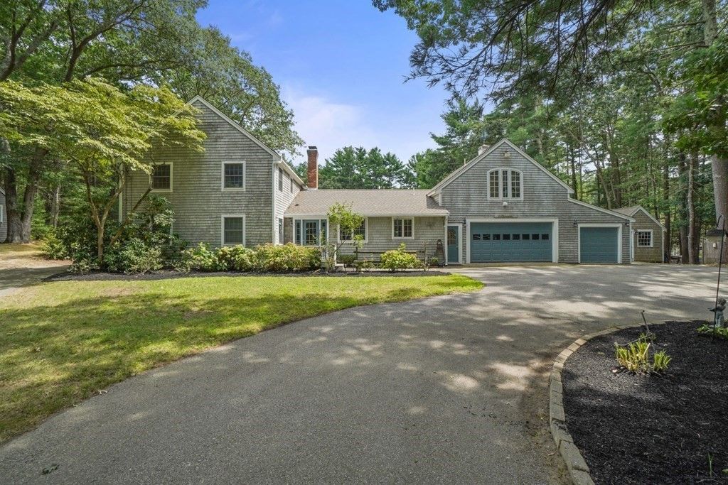 393 Tremont St, Duxbury, MA 02332 | Trulia