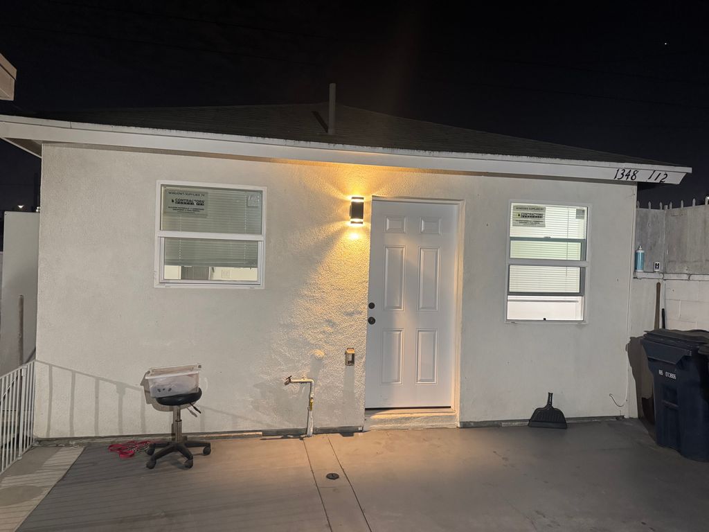 1348 E 142nd St #3, Compton, CA 90222 - See Est. Value, Schools & More