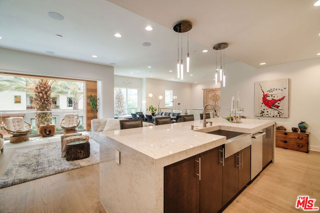 5695 S Goldeneye Ct #1, Playa Vista, CA 90094 - See Est. Value, Schools ...