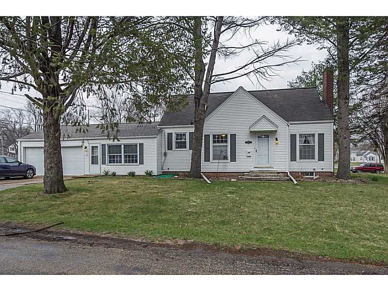 2502 E Ave NE, Cedar Rapids, IA 52402 - See Est. Value, Schools & More