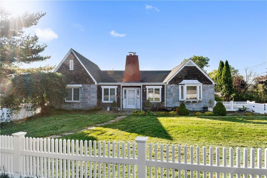 300 S Ridge Street, Rye Brook, NY 10573 - See Est. Value, Schools & More