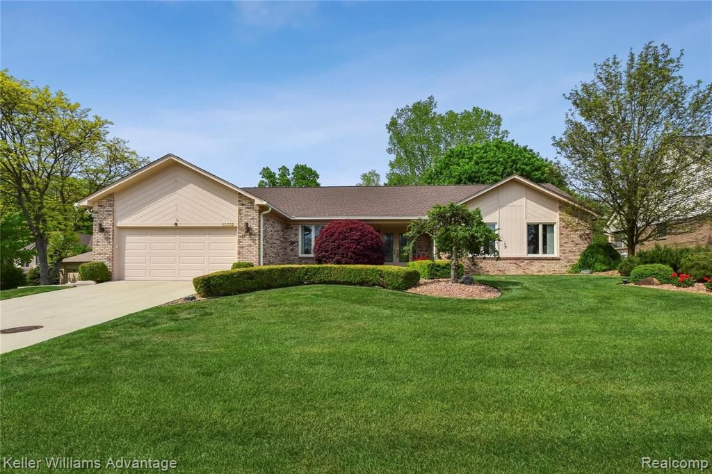 42332 Waterwheel Rd, Northville, MI 48168 | Trulia