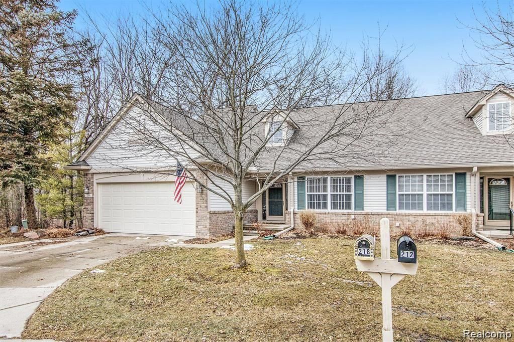 218 Four Seasons Dr, Lake Orion, MI 48360 - See Est. Value, Schools & More