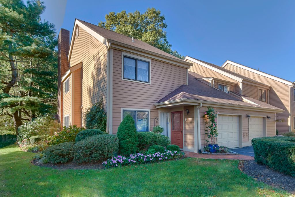96 Brush Hollow Close, Rye Brook, NY 10573 - See Est. Value, Schools & More