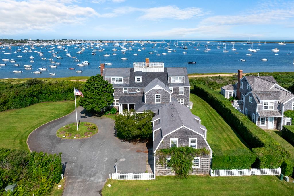 52 Monomoy Rd, Nantucket, MA 02554 Single-Family Home for Sale | MLS# 90522