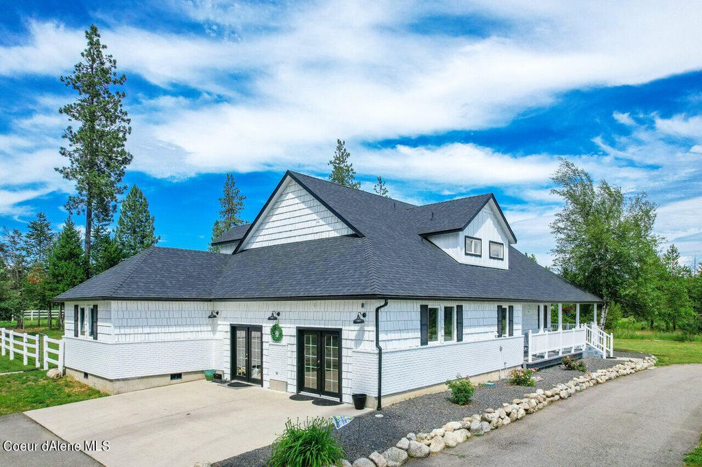 2023 W Dolan Rd, Rathdrum, ID 83858 - See Est. Value, Schools & More