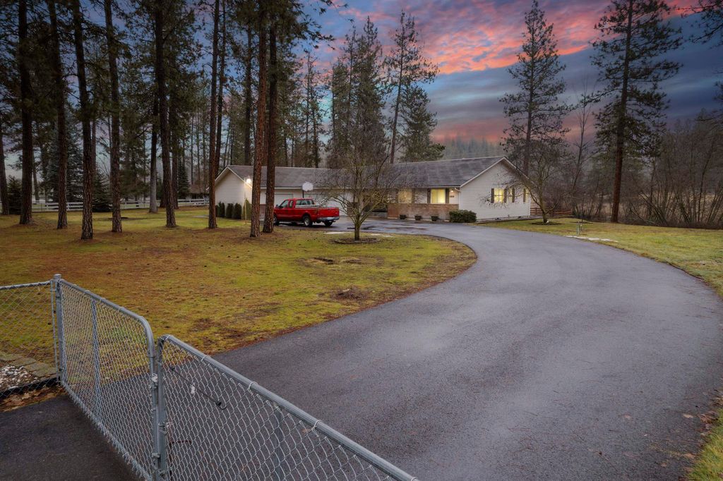 15616 N Little Spokane Dr, Spokane, WA 99208 - See Est. Value, Schools ...