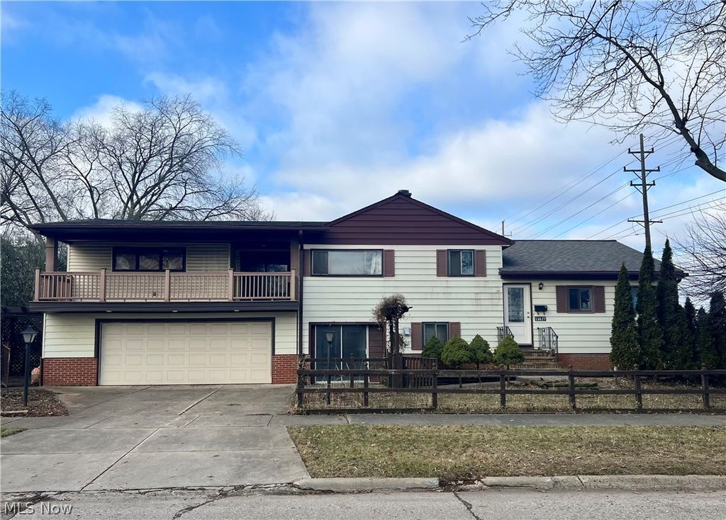 11417 Snow Rd, Parma Heights, OH 44130 | Trulia