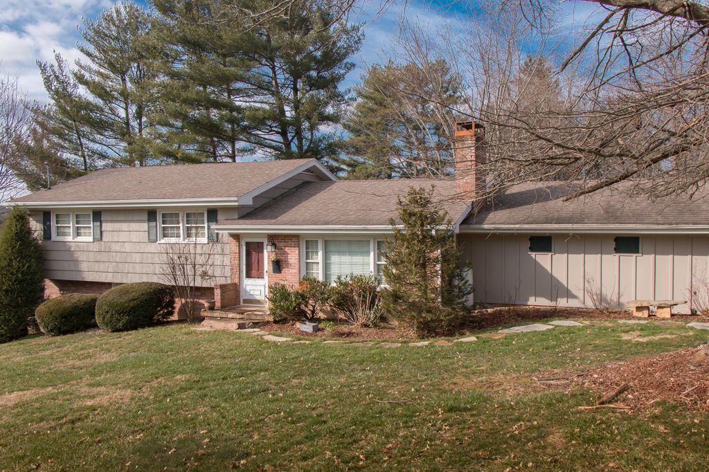 15079 Wilderness Rd, Bristol, VA 24202 - See Est. Value, Schools & More