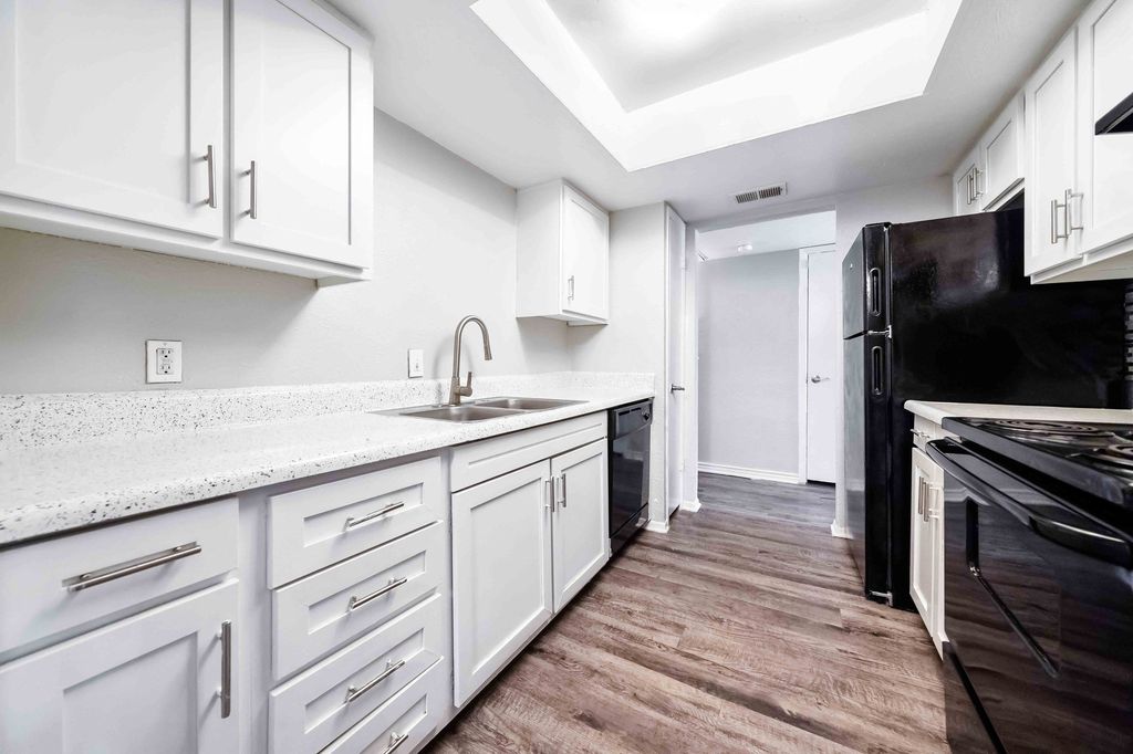 1601 Regency Ct #12550243, Arlington, TX 76010 - See Est. Value ...