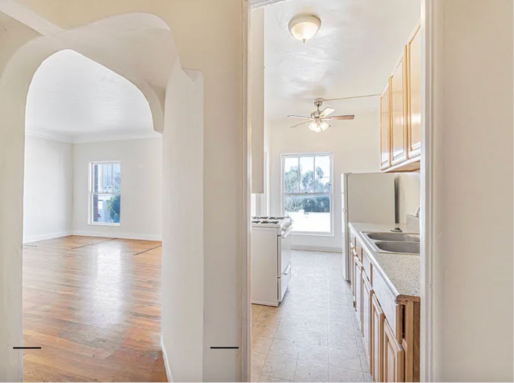 657 S Cochran Ave #204, Los Angeles, CA 90036 - See Est. Value, Schools ...