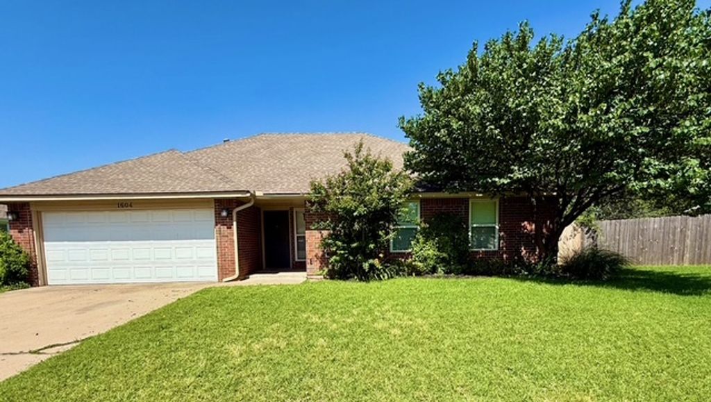 1604 Briarcreek, Norman, OK 73071 | Trulia