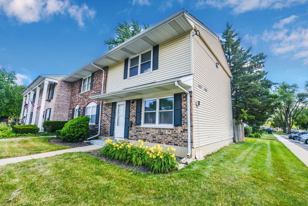 1663 McKool Ave, Streamwood, IL 60107 - See Est. Value, Schools & More