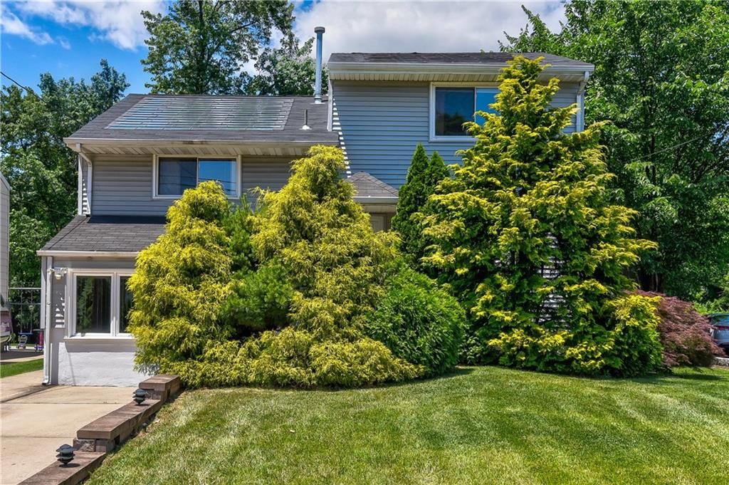 221 N Hill Rd, Colonia, NJ 07067 - See Est. Value, Schools & More