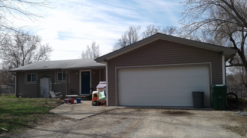 409 S Lawrence Ave, Scranton, KS 66537 - See Est. Value, Schools & More