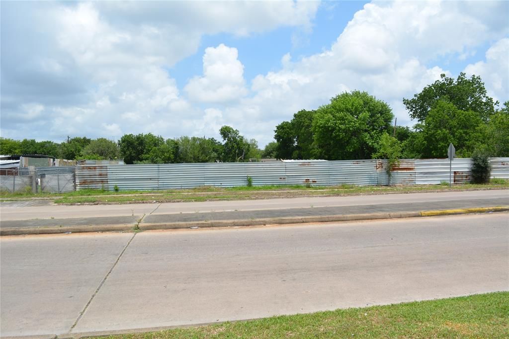 Reed Rd, Houston, TX 77033 | MLS# 72141905 | Trulia