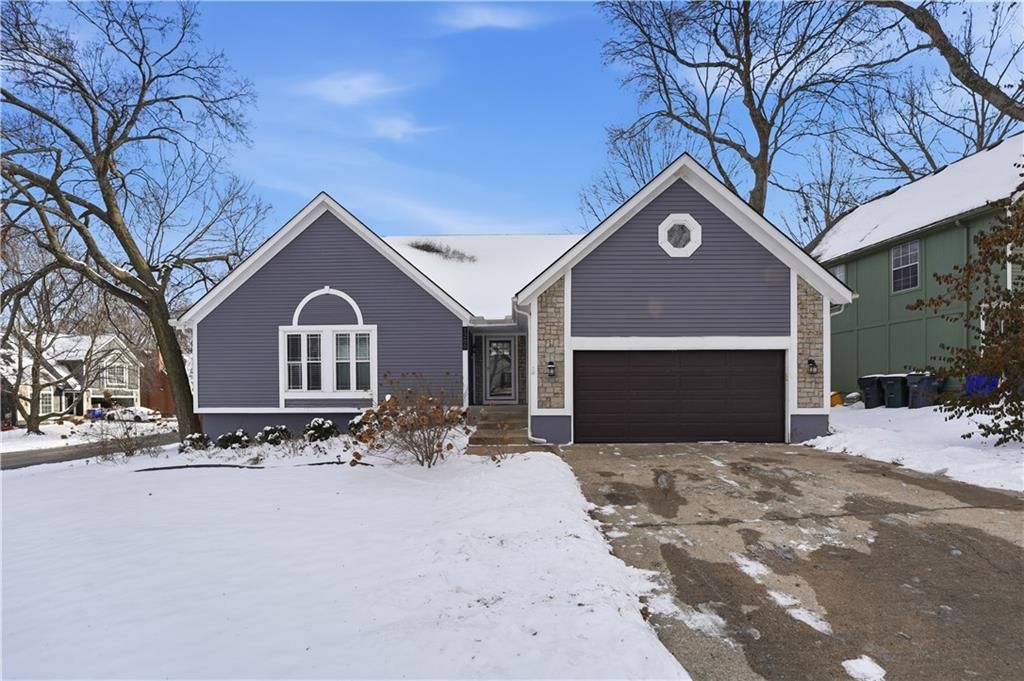 1266 N Prince Edward Is, Olathe, KS 66061 | MLS# 2598502 - Trulia | Trulia