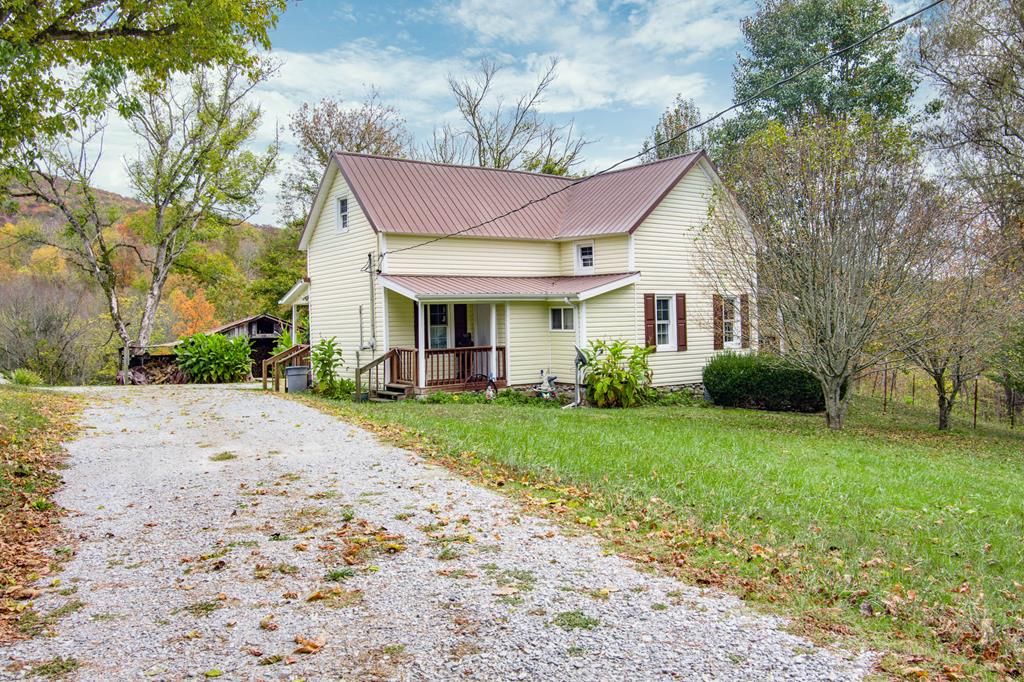 4646 N York Hwy, Pall Mall, TN 38577 - See Est. Value, Schools & More