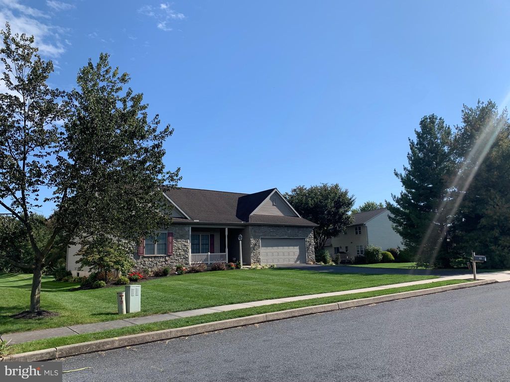 672 Florin Ave, Mount Joy, PA 17552 - See Est. Value, Schools & More