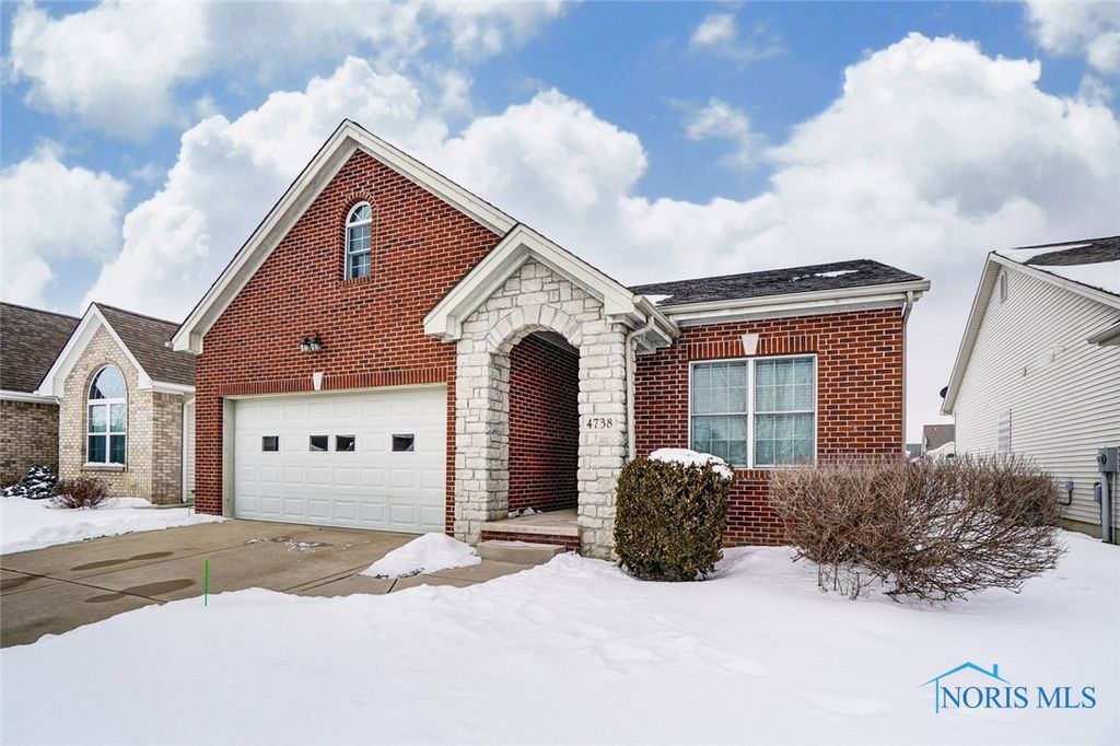 4738 Park Place Blvd, Sylvania, OH 43560 | Trulia