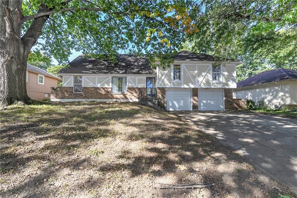 3901 SW 9th St, Blue Springs, MO 64015 | Trulia