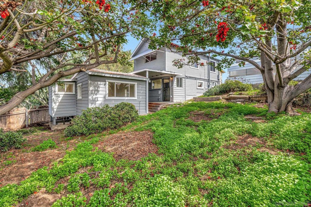 2194-96 Bonita St, Lemon Grove, CA 91945 | MLS# 250025405 | Trulia