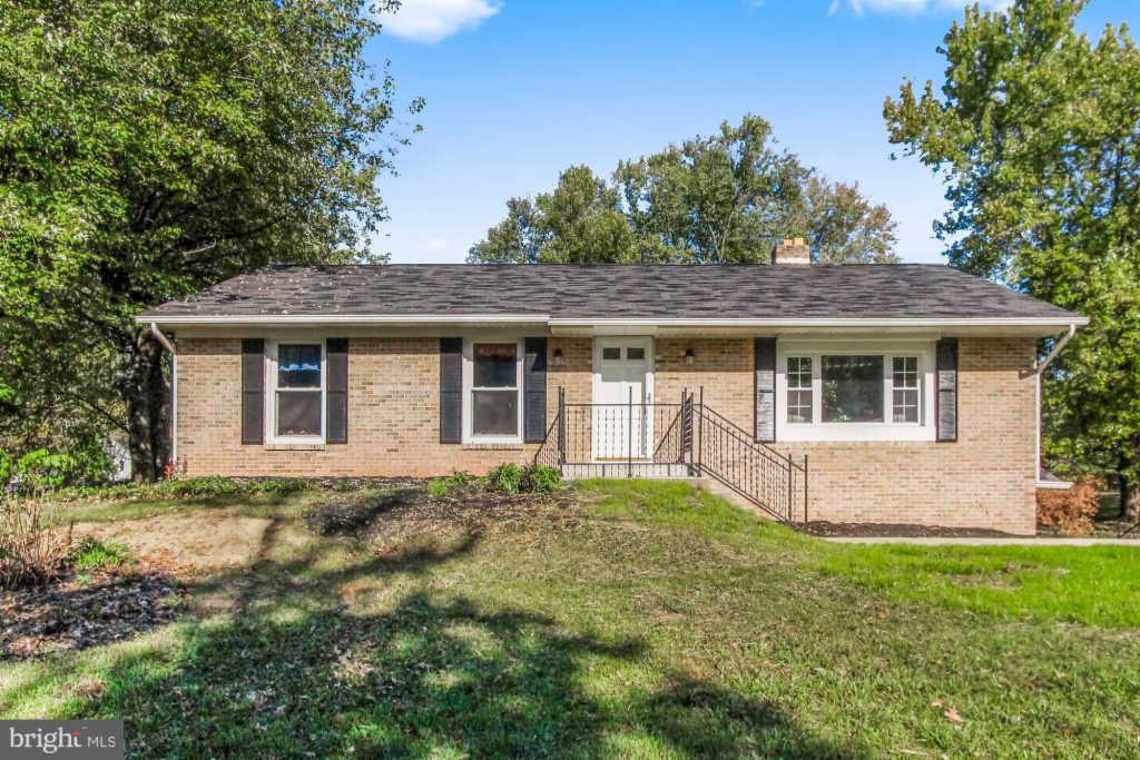 3321 W Canal Rd, Dover, PA 17315 - See Est. Value, Schools & More