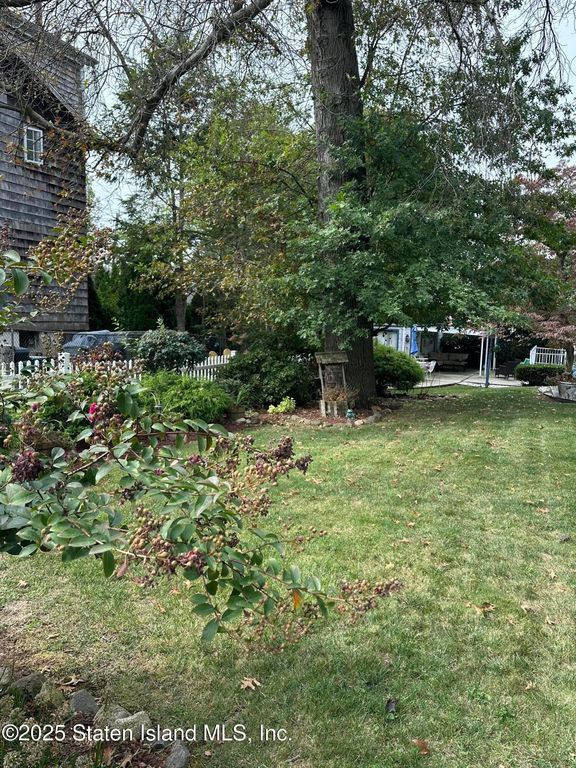 60A Perry Ave, Staten Island, NY 10314 | MLS# 2505773 | Trulia