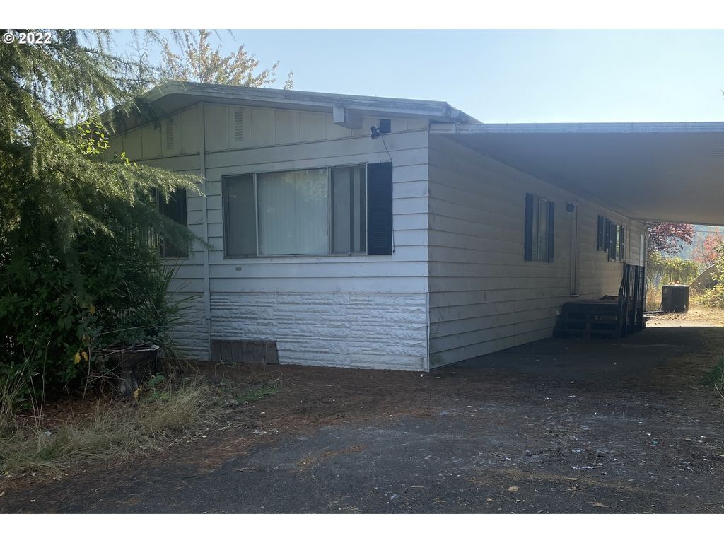 21095 SW Old Pacific Hwy W, Sherwood, OR 97140 - See Est. Value ...