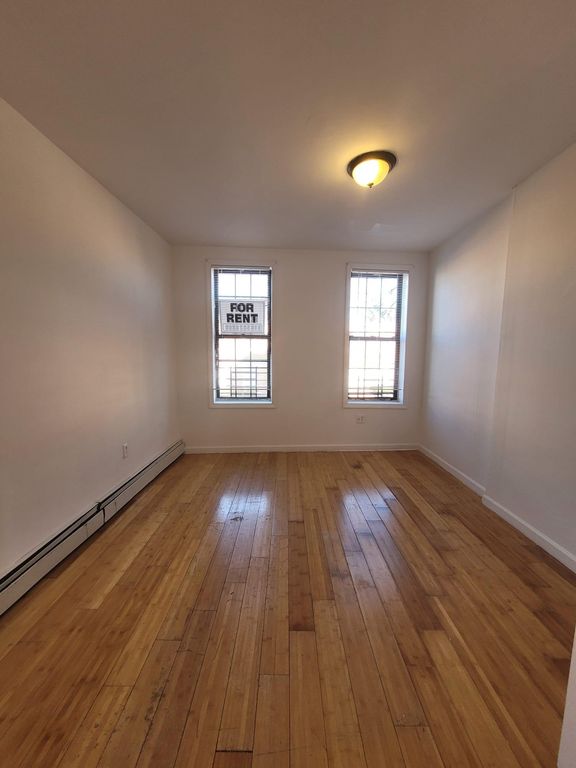 1716 Unionport Rd, Bronx, NY 10462 | Trulia