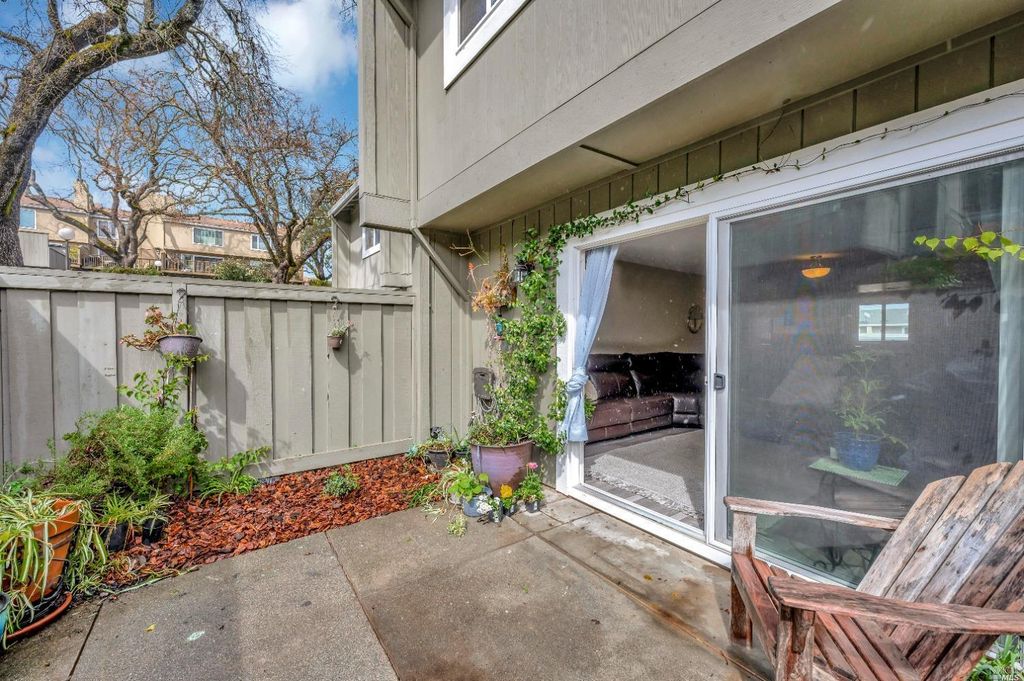 1267 Valley Oak Ct #B, Novato, CA 94947 - See Est. Value, Schools & More