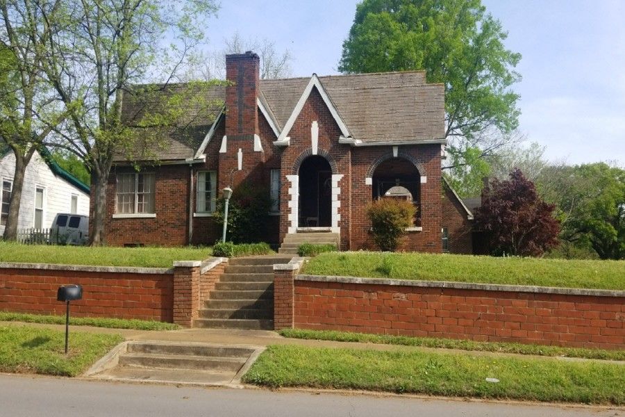 402 Moulton St, Decatur, AL 35601 - See Est. Value, Schools & More
