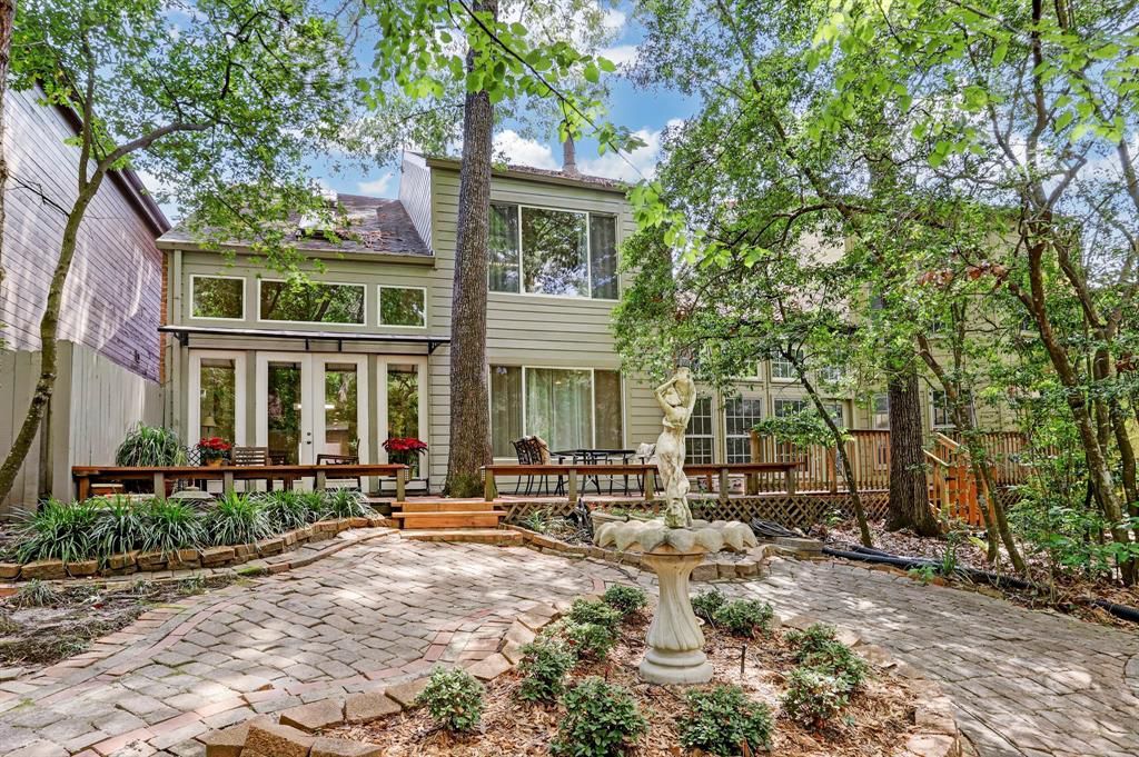 9119 Briar Forest Dr, Houston, TX 77024 - See Est. Value, Schools & More