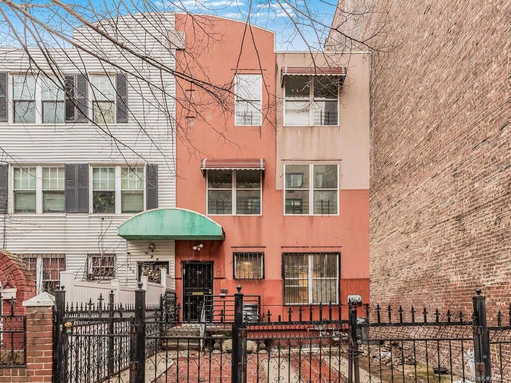 726 Elton Avenue, Bronx, NY 10455 | Trulia