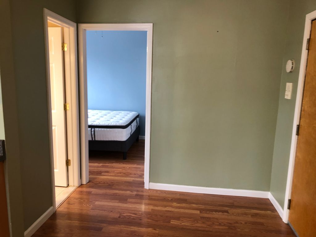 200 Ridge Rd #1, Lyndhurst, NJ 07071 - See Est. Value, Schools & More