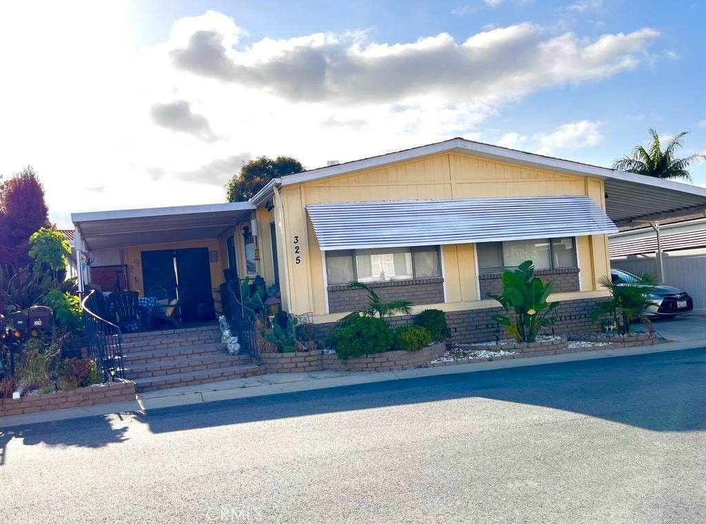 2601 E Victoria St #325, Rancho Dominguez, CA 90220 - See Est. Value ...