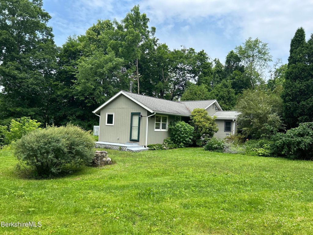 176 East St, Great Barrington, MA 01230 | MLS# 243692 | Trulia