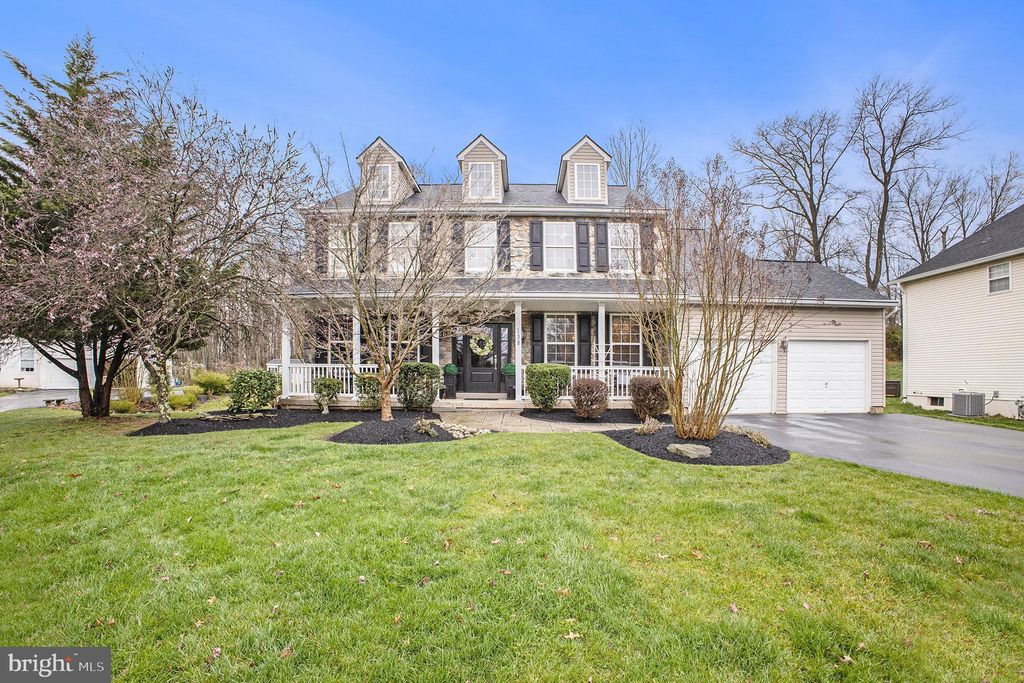 138 Redstone Dr, Warrington, PA 18976 - See Est. Value, Schools & More