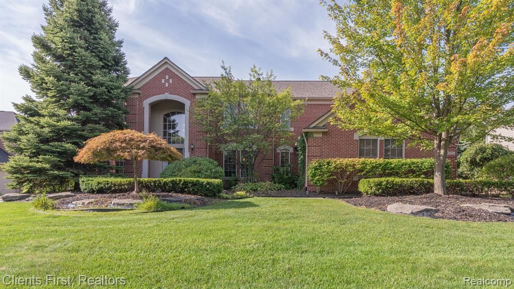 45055 Walnut Ridge Ct, Northville, MI 48168 | Trulia